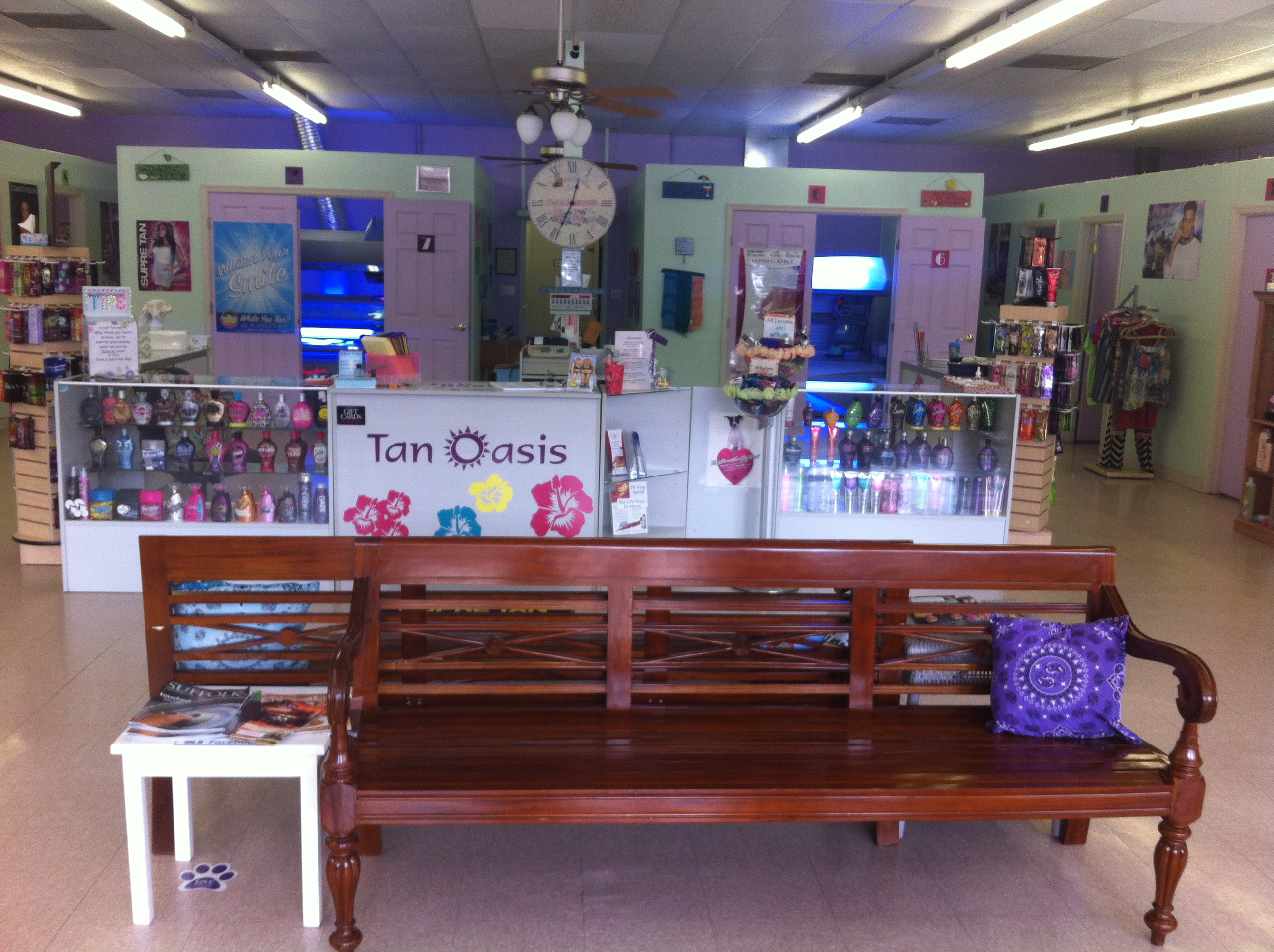 Tan Oasis - ist Magazine